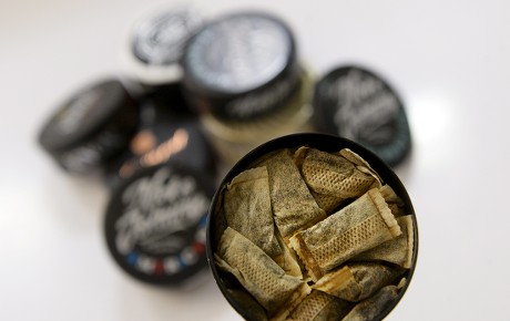 98 Smokeless tobacco Stock Pictures, Editorial Images and Stock Photos ...