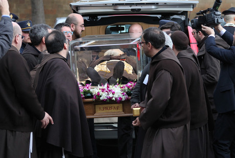 Corpse Saint Padre Pio Arrives Basilica Editorial Stock Photo - Stock ...