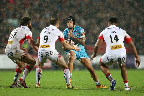 Sam Rapira Centre Faces Upto St Editorial Stock Photo - Stock Image ...