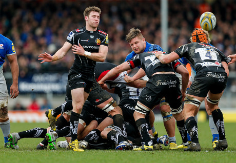 Exeter Chiefs v Saracens, United Kingdom - 7 Feb 2016 Stock Pictures ...