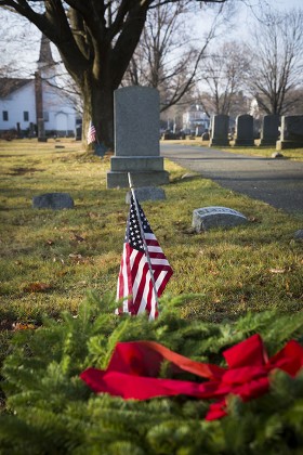 American Flag Front Wreaths Be Laid Editorial Stock Photo - Stock Image ...