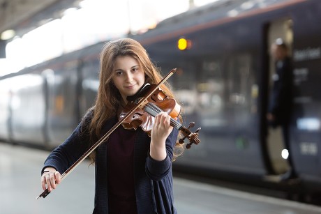 Two Exceptional Teenage Violin Prodigies Coco Editorial Stock Photo ...