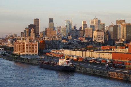 View City Old Harbour Montreal Quebec Editorial Stock Photo - Stock ...