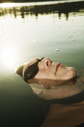 250 Swimmer underwater Stock Pictures, Editorial Images and Stock ...