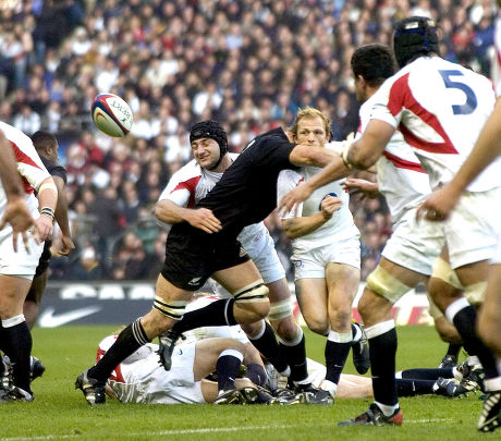 __COUNT__ ENGLAND VS NEW ZEALAND RUGBY MATCH AT TWICKENHAM, LONDON ...