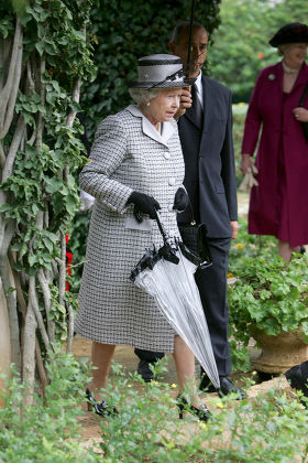 Queen Elizabeth Ii Tree Planting Ceremony Editorial Stock Photo - Stock ...
