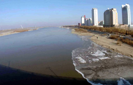 RIVER POLLUTION EXAMINATIONS IN THE HARBIN SECTION OF THE SONGHUA RIVER ...