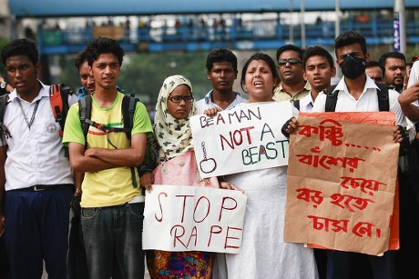 Bangladeshi Students Hold Placards They Take Editorial Stock Photo ...