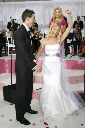 Shaun Bollinger Groom Michelle Golightly Bride Editorial Stock Photo ...