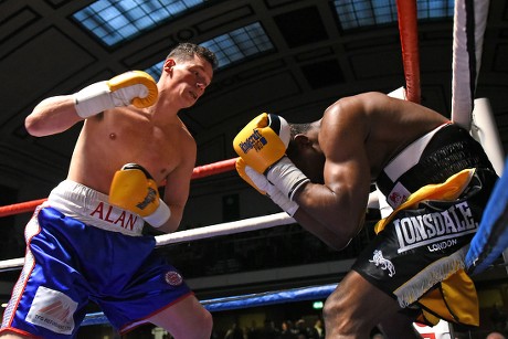 Alan Higgins Blue Shorts Defeats Simone Editorial Stock Photo - Stock ...