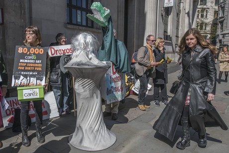 imágenes de Axe Drax Protest, The Grocers' Hall, London, Britain - 20 ...