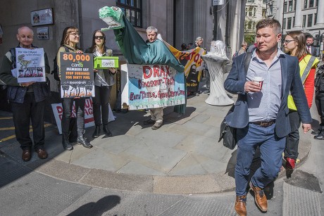 imágenes de Axe Drax Protest, The Grocers' Hall, London, Britain - 20 ...
