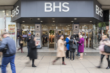 __COUNT__ British Home Stores, BHS files for administration, London ...