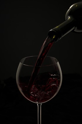 20 Decanting Stock Pictures, Editorial Images and Stock Photos ...