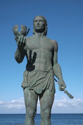 Monument Guanche Warrior Hautacuperche La Gomera Editorial Stock Photo ...