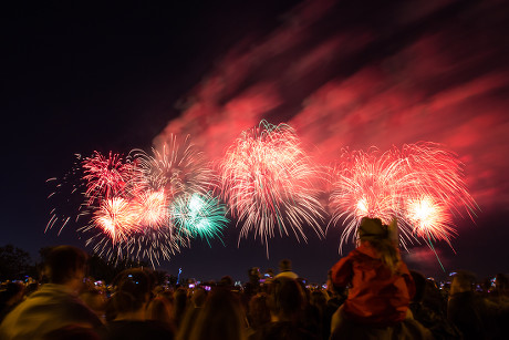 16 Wwii ww2 fireworks Stock Pictures, Editorial Images and Stock Photos ...