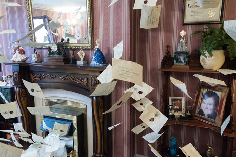Inside Number Four Privet Drive Living Editorial Stock Photo - Stock ...