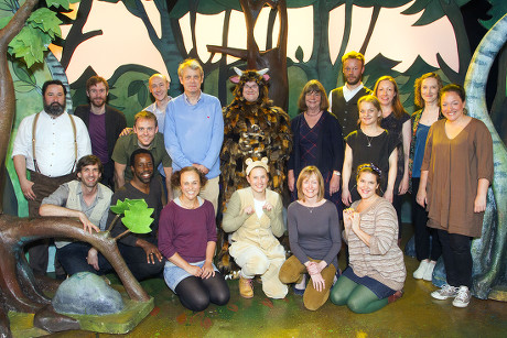 Axel Scheffler Iluustrator Owen Guerin Gruffalo Editorial Stock Photo ...