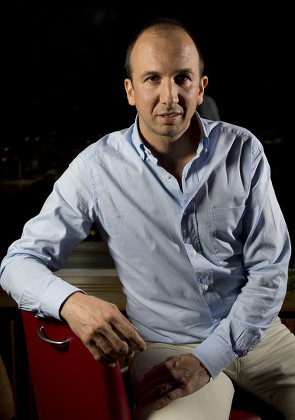 Dr Paolo Sassu Who Led Surgical - Foto de stock de contenido editorial ...