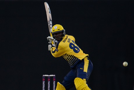 Hampshire T20 Allrounder Darren Sammy Batting Editorial Stock Photo ...