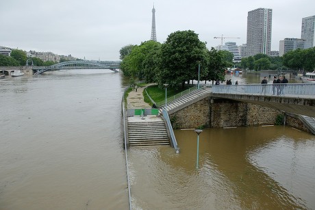 Rising Water Levels On River Seine Editorial Stock Photo - Stock Image ...