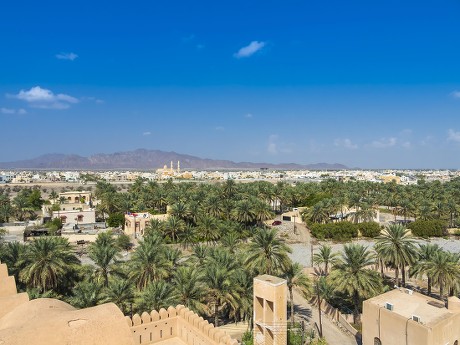 View Fort Nakhl Husn Al Heem Editorial Stock Photo - Stock Image ...