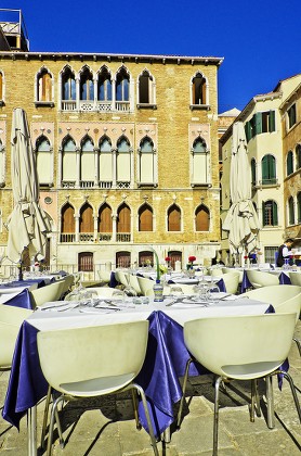 250 Dining hall building Stock Pictures, Editorial Images and Stock ...