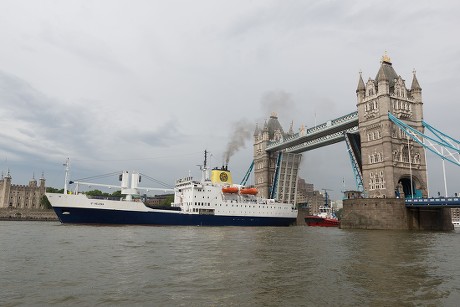 Royal Mail Ship St Helena Arrives Editorial Stock Photo - Stock Image ...