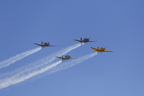 Planes Flyover Track During National Anthem Editorial Stock Photo ...