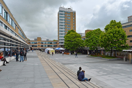 21515 Gv Alexandra Square Main Focal Editorial Stock Photo - Stock ...