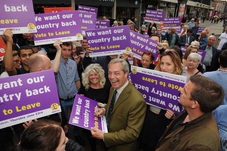 __COUNT__ UKIP Brexit battle bus tour, Bexleyheath, Kent , UK - 14 Jun ...