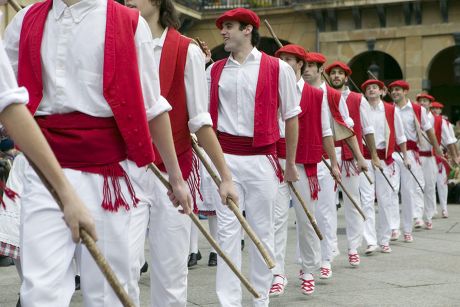 Men Women Perform Traditional Basque Dance Editorial Stock Photo ...