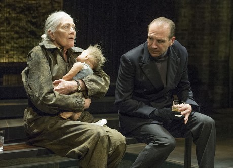 James Garnon Lord Hastings Ralph Fiennes Editorial Stock Photo - Stock ...