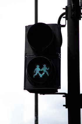 250 Pedestrian signals Stock Pictures, Editorial Images and Stock ...