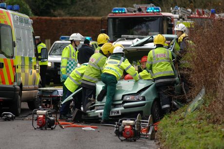 Members Emergency Services Scene Car Crash Editorial Stock Photo ...