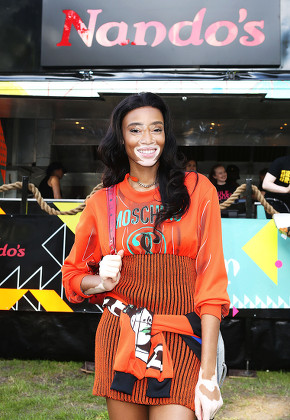 Chantelle Brownyoung Spotted Enjoying Feast Periperi Editorial Stock ...