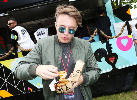 Roman Kemp Spotted Enjoying Feast Nandos Editorial Stock Photo - Stock ...