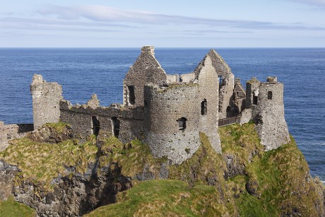 66 Dunluce castle Stock Pictures, Editorial Images and Stock Photos ...