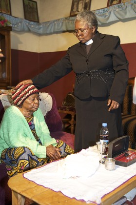 Pastor Visiting House Elderly Woman Bamenda Editorial Stock Photo ...