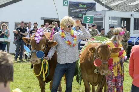 Farmers Their Cows Dress Cattle Parade Editorial Stock Photo - Stock ...