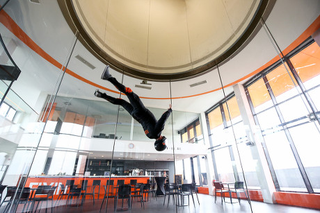 imágenes de Largest indoor skydiving wind tunnel in the world, Liege ...