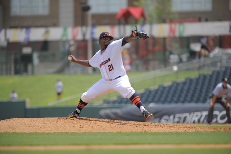 Beloit Snappers v Bowling Green Hot Rods, MiLB Baseball game, Bowling ...