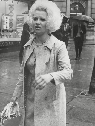 17 Matteo jewelry Stock Pictures, Editorial Images and Stock Photos ...