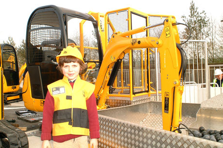 THE NEW DIGGER CHALLENGE IN ASSOCIATION WITH JCB OPENS AT LEGOLAND ...