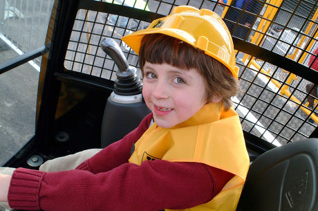 THE NEW DIGGER CHALLENGE IN ASSOCIATION WITH JCB OPENS AT LEGOLAND ...