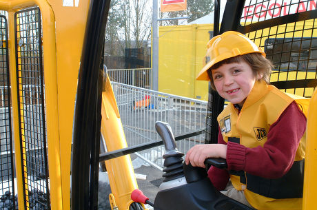 THE NEW DIGGER CHALLENGE IN ASSOCIATION WITH JCB OPENS AT LEGOLAND ...