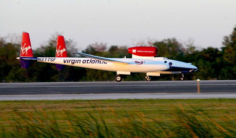 Steve Fossett Takes Off Globalflyer Editorial Stock Photo - Stock Image ...