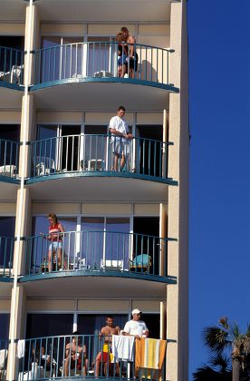 COLLEGE STUDENTS ON THEIR SPRING BREAK, PANAMA CITY, FLORIDA, AMERICA ...