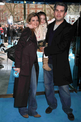 Linda Papadopoulos Husband Teddy Daughter Jessica - Foto de stock de ...