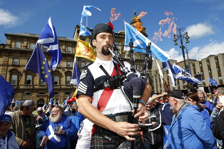 March Independence George Square Glasgow Editorial Stock Photo - Stock ...